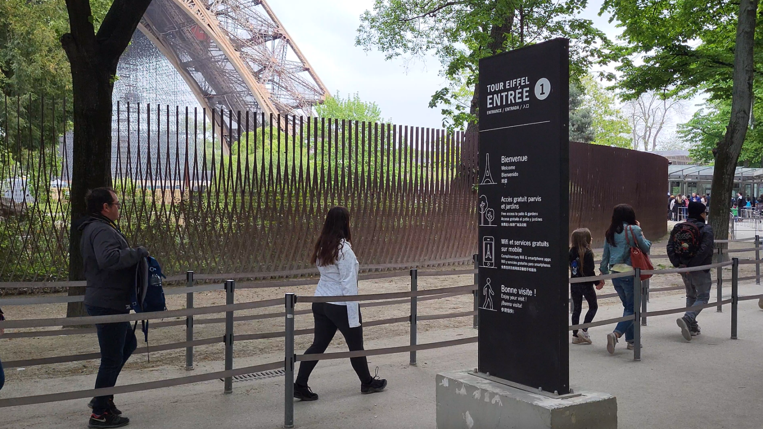 Best Eiffel Tower Tours in 2026 Summit Reserved Access